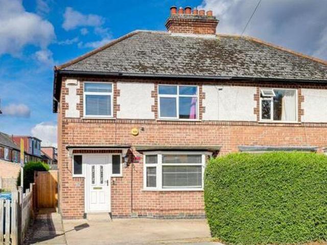 3 Bedroom Semi detached House For Sale In West Bridgford