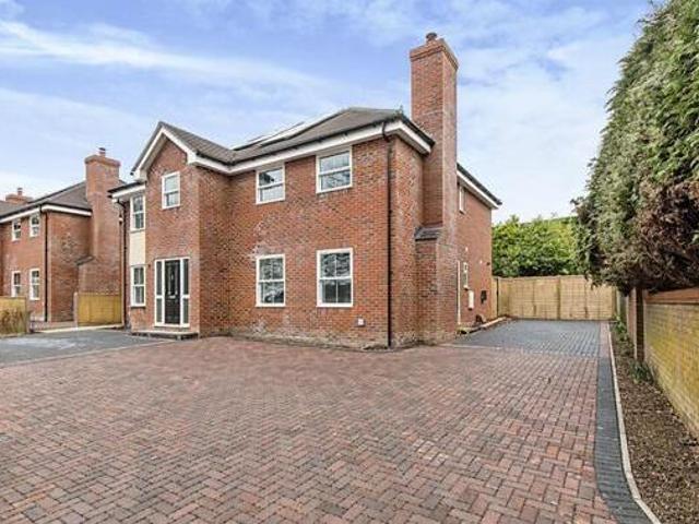3 Bedroom Semi detached House For Sale In West End