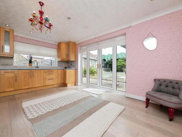 3 bedroom semi detached house for sale in Westborough Way, Hull, HU4