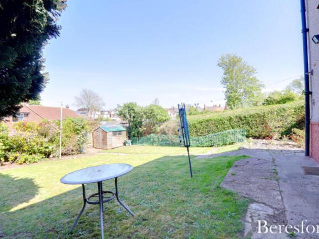 3 bedroom semi detached house for sale in Western Road, Brentwood, CM14