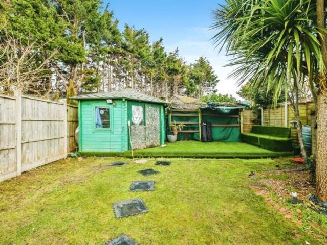 3 bedroom semi detached house for sale in Western Road, Sompting, Lancing, BN15