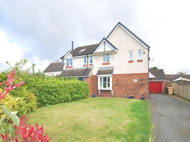 3 Bedroom Semi detached House For Sale In Westhoughton