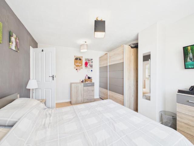 3 bedroom semi detached house for sale in Weston Vale Road, Queensbury, Bradford, West Yorkshire, BD13