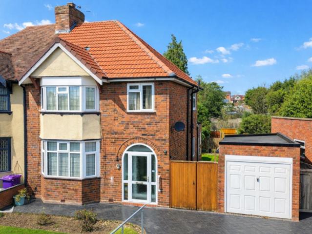 3 bedroom semi detached house for sale in Westminster Avenue, Wolverhampton, WV4