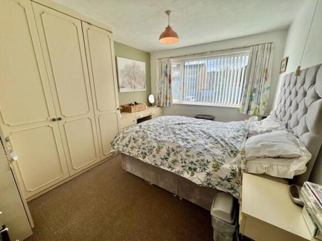 3 bedroom semi detached house for sale in Wetherby. Poplar Avenue, LS22