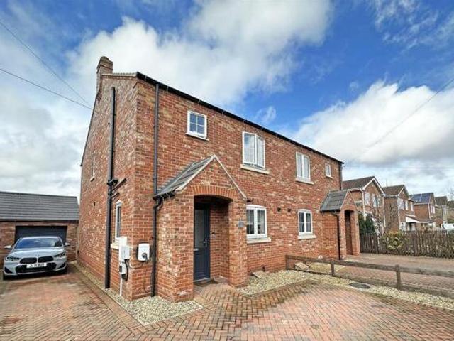 3 Bedroom Semi detached House For Sale In Whaplode