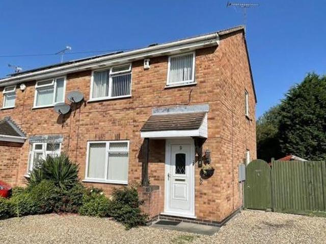 3 Bedroom Semi detached House For Sale In Whetstone, Leicester