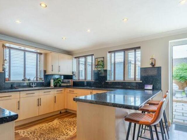 3 Bedroom Semi detached House For Sale In Whitchurch