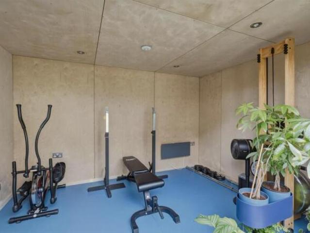3 bedroom semi detached house for sale in Whitehall Road, Norwich, NR2