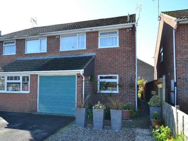 3 Bedroom Semi detached House For Sale In Whitehill, Hampshire