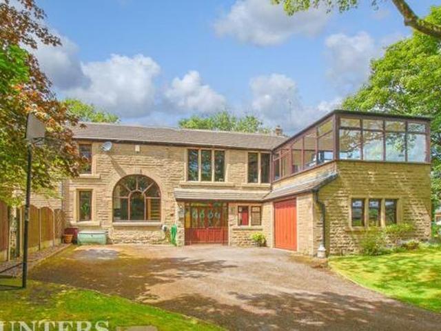 3 Bedroom Semi detached House For Sale In Whitelees Road, Littleborough