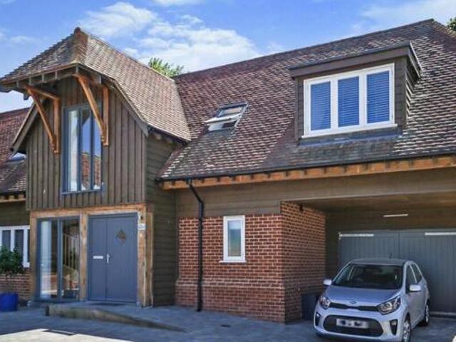 3 Bedroom Semi detached House For Sale In Whitstable
