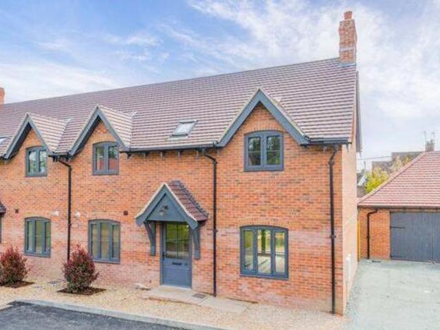 3 Bedroom Semi detached House For Sale In Whittington