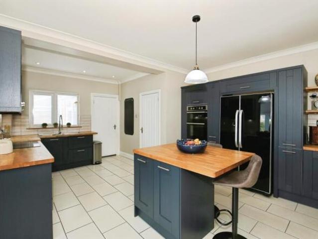 3 bedroom semi detached house for sale in Whittlesey, Peterborough, PE2