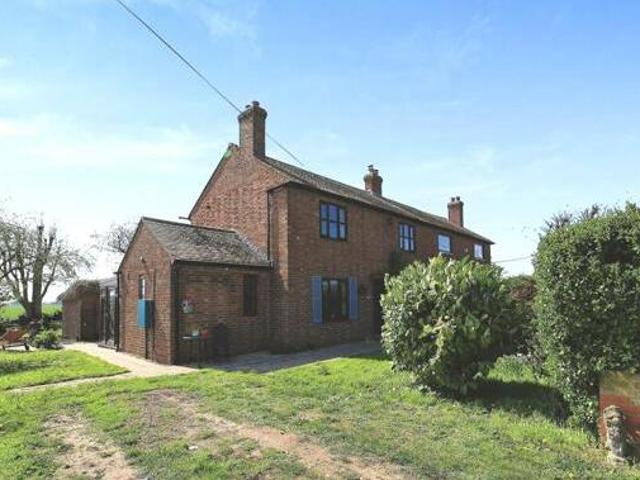 3 Bedroom Semi detached House For Sale In Whittlesey