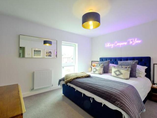 3 bedroom semi detached house for sale in Whinney Close, Harrogate, HG2