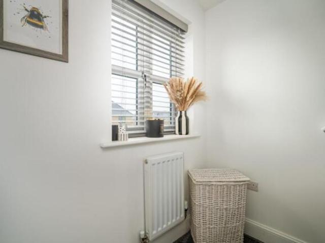 3 bedroom semi detached house for sale in Winterfell Road, Drighlington, BD11