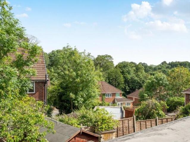 3 bedroom semi detached house for sale in Winton Road, Reading, RG2