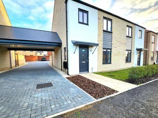 3 Bedroom Semi detached House For Sale In Wintringham, St Neots