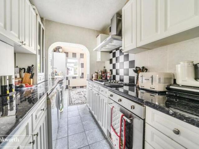 3 bedroom semi detached house for sale in Winchester Road, Basingstoke, Hampshire, RG21