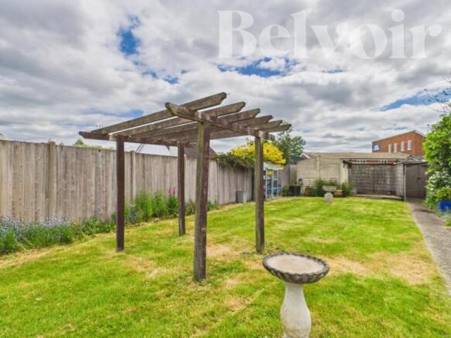 3 bedroom semi detached house for sale in Winchester Road, Basingstoke, RG21