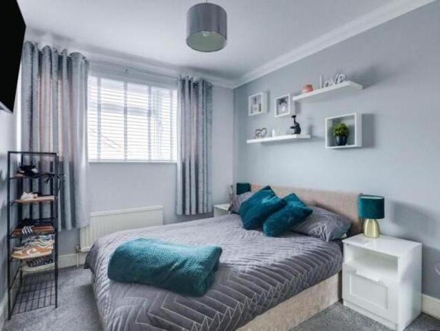 3 bedroom semi detached house for sale in Winchester Way, Ipswich, IP2