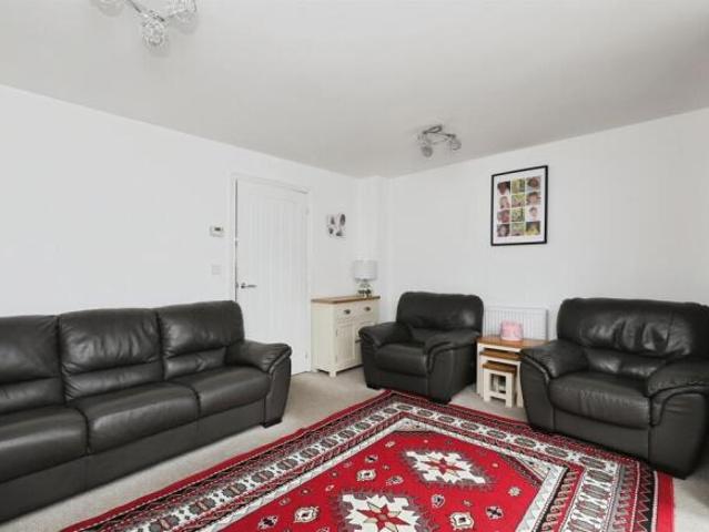 3 bedroom semi detached house for sale in Winder Avenue, Halfway, Sheffield, S20