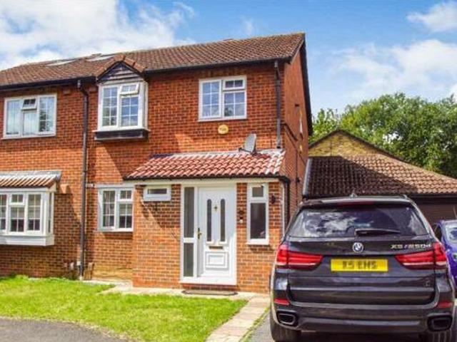 3 Bedroom Semi detached House For Sale In Windsor Meadows