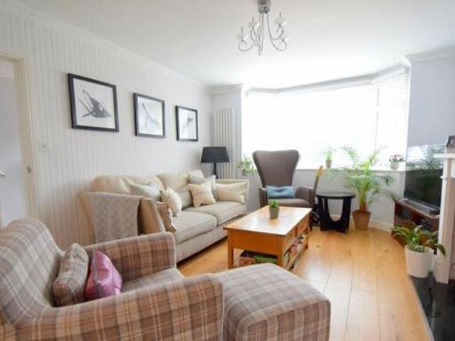 3 Bedroom Semi detached House For Sale In Windsor, Berkshire