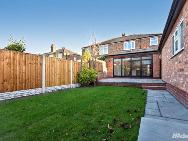 3 bedroom semi detached house for sale in Windsor Drive, Grappenhall WA4