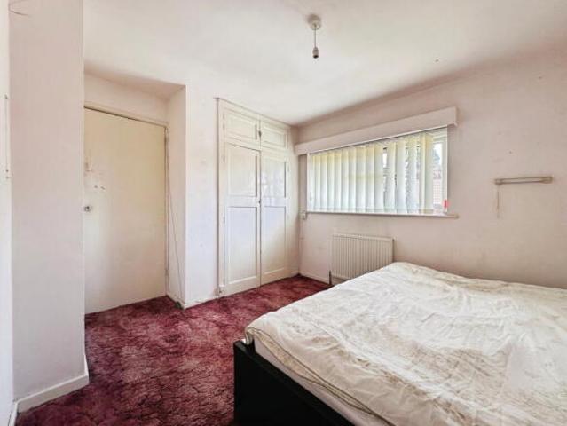 3 bedroom semi detached house for sale in Windsor Gardens, Castlecroft, Wolverhampton, WV3 8LZ, WV3