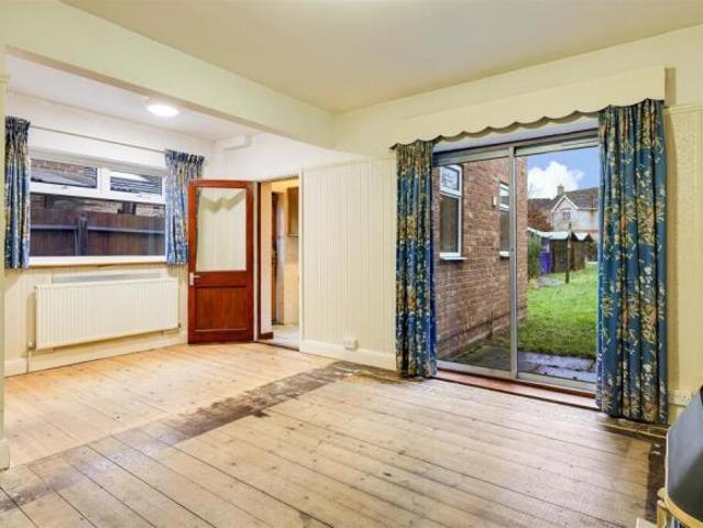 3 bedroom semi detached house for sale in Windsor Road, Cambridge, CB4