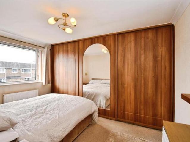 3 bedroom semi detached house for sale in Windsor Road, Hull, HU5