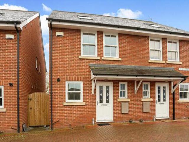 3 Bedroom Semi detached House For Sale In Windsor