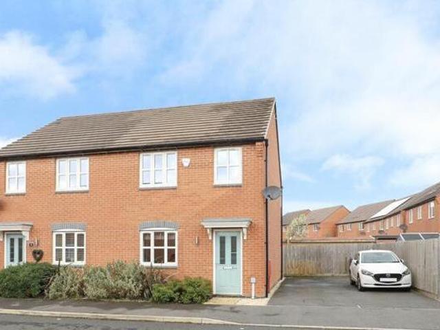 3 Bedroom Semi detached House For Sale In Wingerworth