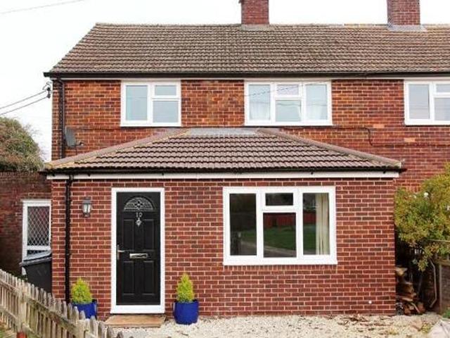 3 Bedroom Semi detached House For Sale In Wickham, Newbury