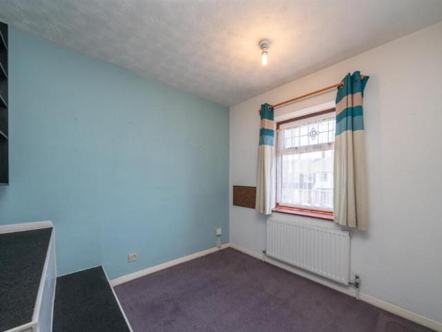 3 bedroom semi detached house for sale in Widgeon Way, Watford, WD25