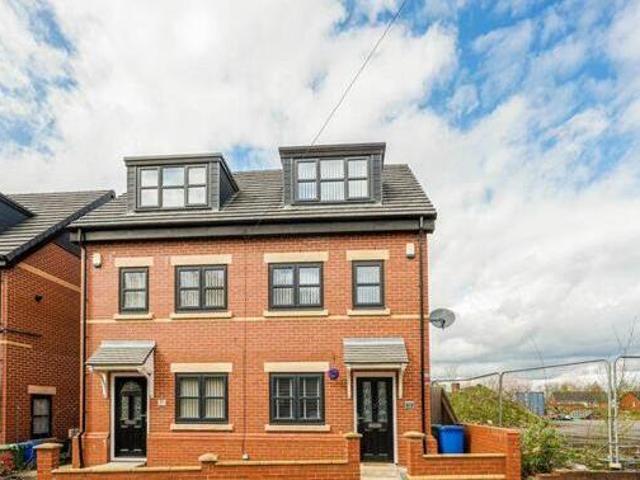 3 Bedroom Semi detached House For Sale In Wigan