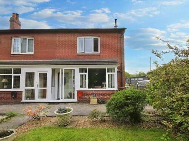 3 Bedroom Semi detached House For Sale In Wigan, Lancashire