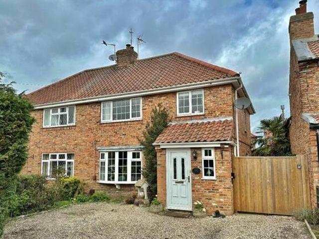 3 Bedroom Semi detached House For Sale In Wigginton, York