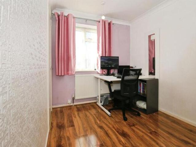 3 bedroom semi detached house for sale in Wilberforce Road, Peterborough, PE1