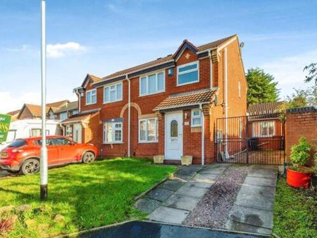 3 Bedroom Semi detached House For Sale In Willenhall, West Midlands