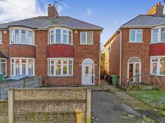 3 Bedroom Semi detached House For Sale In Willenhall, West Midlands