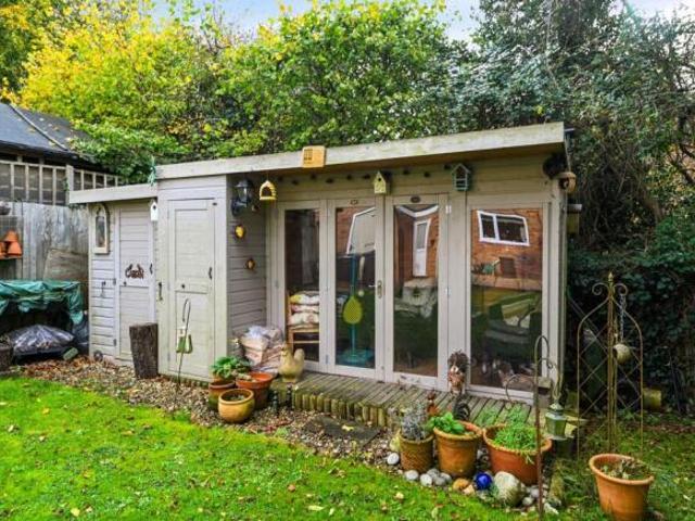 3 bedroom semi detached house for sale in Willow Drive, Hamstreet, TN26