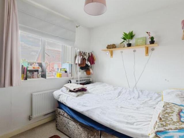 3 bedroom semi detached house for sale in Willow Way, COVENTRY, CV3
