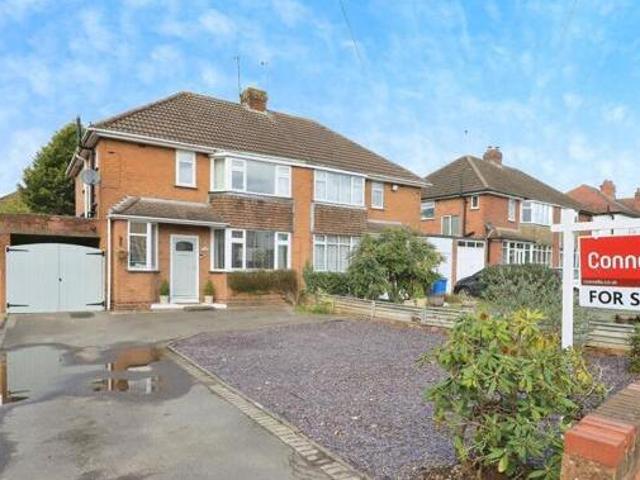 3 Bedroom Semi detached House For Sale In Wombourne