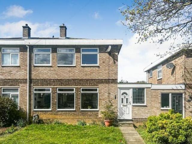 3 Bedroom Semi detached House For Sale In Wootton