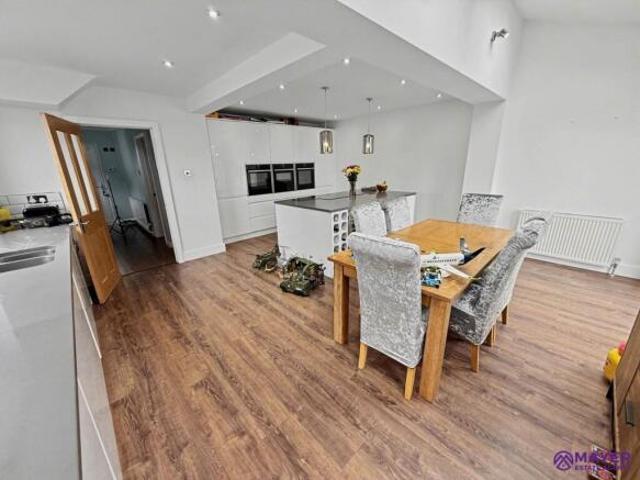 3 bedroom semi detached house for sale in Woodford Ave, Plymouth, PL7
