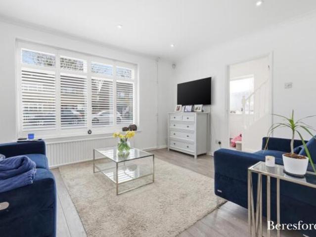 3 bedroom semi detached house for sale in Woodland Avenue, Hutton, CM13