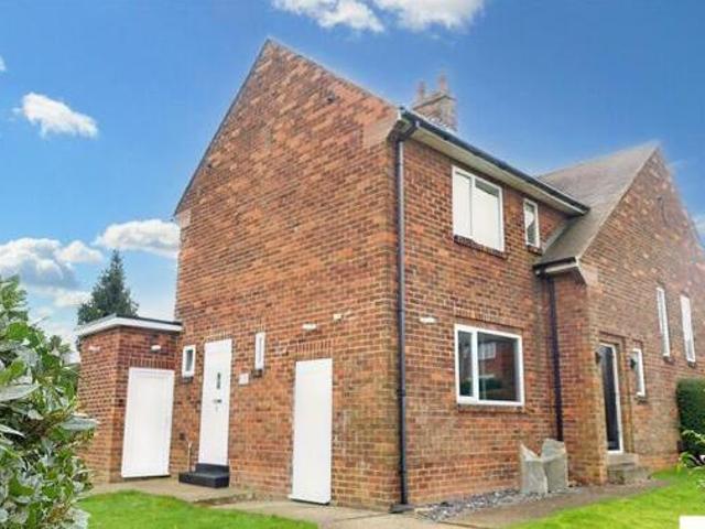 3 Bedroom Semi detached House For Sale In Woodlands